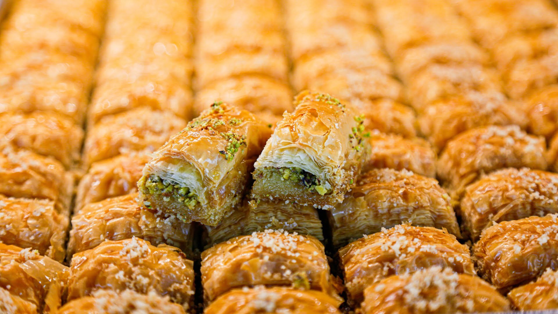Turkish Delicacies - Popular Istanbul Cuisine - Kanoo Travel
