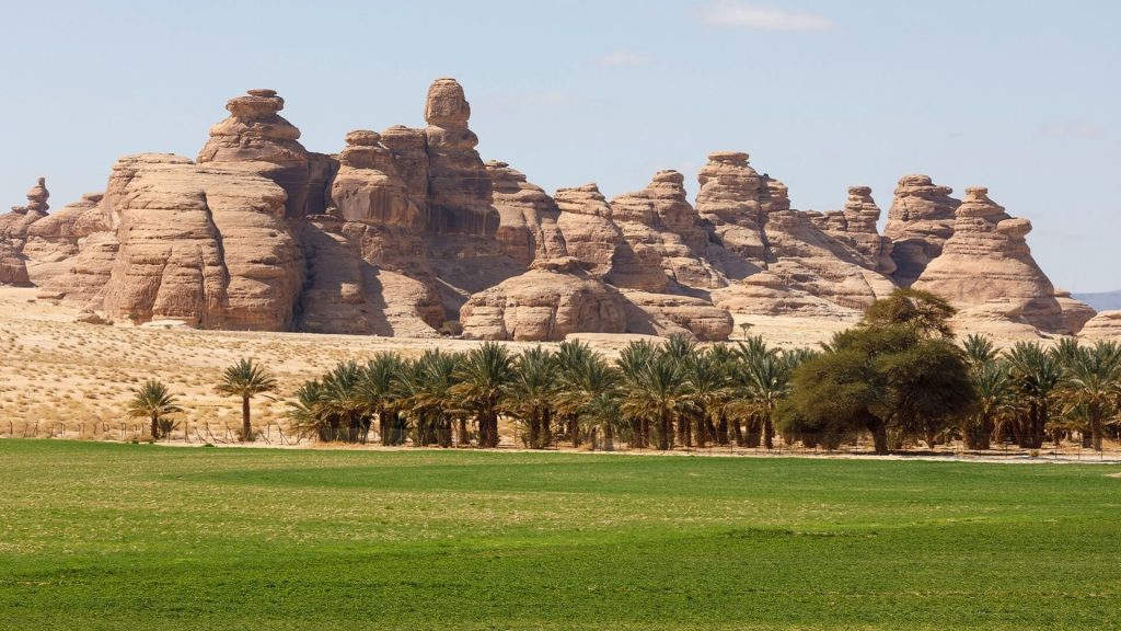 Hiking in Al Ula - A Trek Through a Land of Ancient History - Kanoo Travel