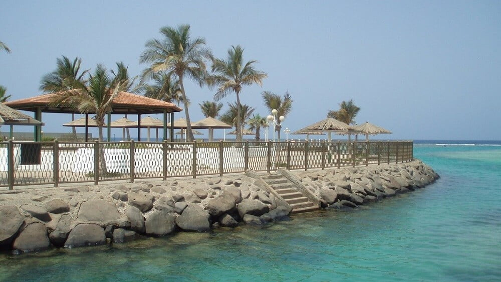 Silver Sands Beach in Jeddah - Kanoo Travel